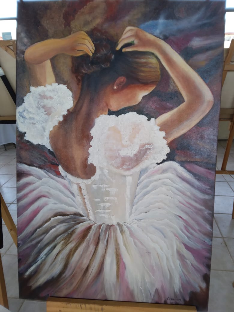Ex apoderada del colegio exhibe impresionante muestra de pinturas ...